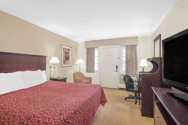 Hotel Days Inn By Wyndham Springfield/phil.intl Airport en Springfield ...