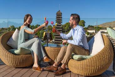 Magic Natura Animal, Waterpark & Polynesian Lodge Resort - Destinia