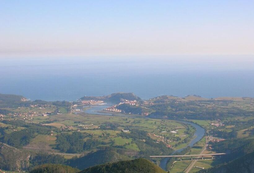 Hotel Camangu en Ribadesella desde 32 € | Destinia