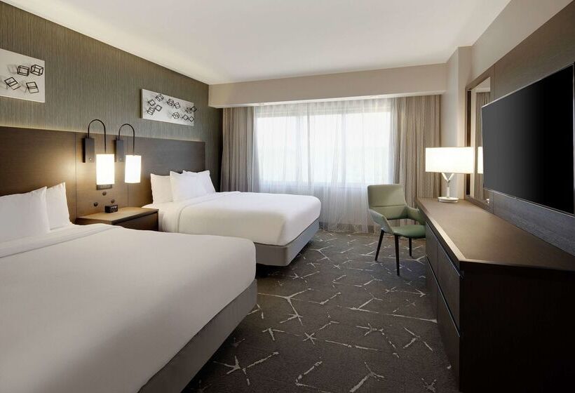 Hotel Embassy Suites By Hilton Atlanta Perimeter Center en Atlanta ...