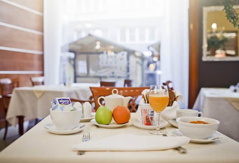 Hotel Dubrovnik - Zagreb