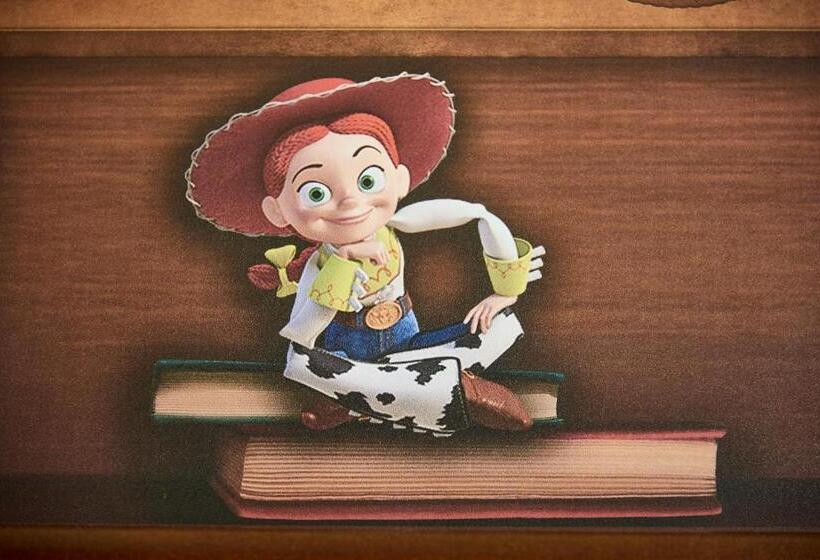 Disney Hotel Cheyenne em Disneyland Paris desde 126 €| Destinia