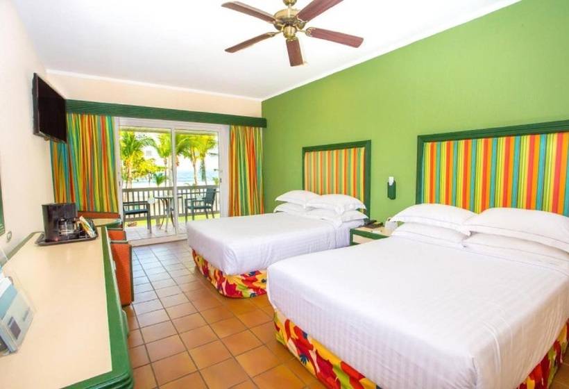 Hotel Barcelo Tambor All Inclusive em Playa Tambor desde 77 €| Destinia