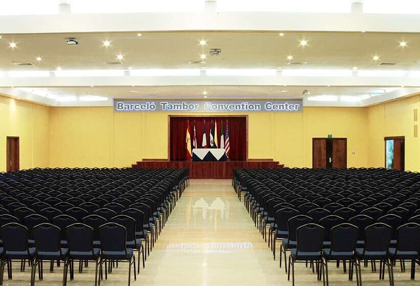 Hotel Barcelo Tambor All Inclusive em Playa Tambor desde 77 €| Destinia