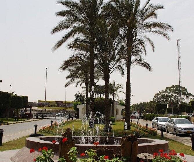 Pyramids Park Resort Cairo en Giza | Destinia