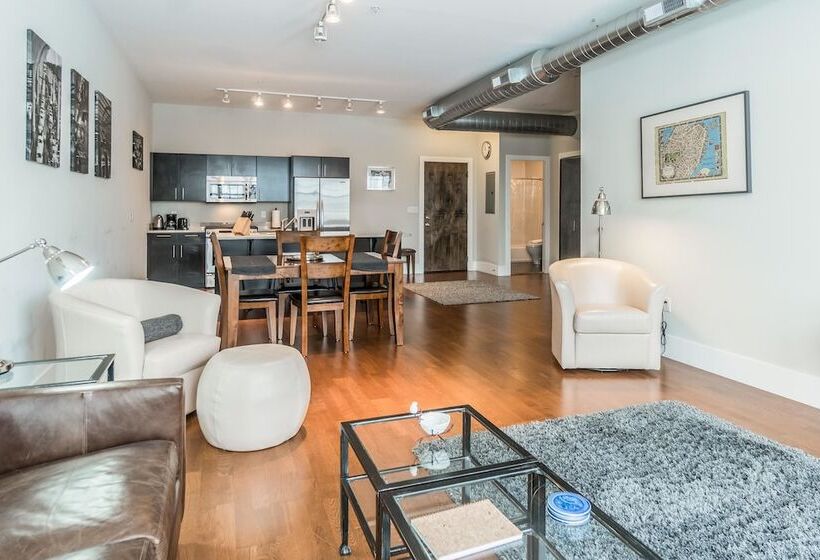 Seaport Signal Building By Vacasa en Boston | Destinia