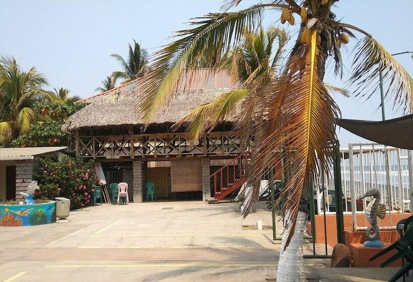 Hotel Punta Roca Surf Resort en La Libertad | Destinia