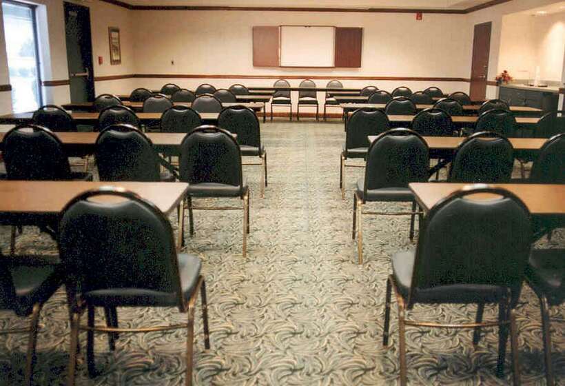 Frankfort, בית מלון כפרי Hampton Inn Frankfort: ההצעות הטובות עם Destinia