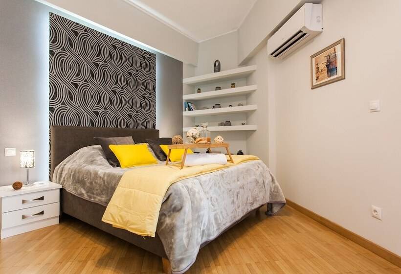 High Class Huge Central Apartment en Atenas | Destinia