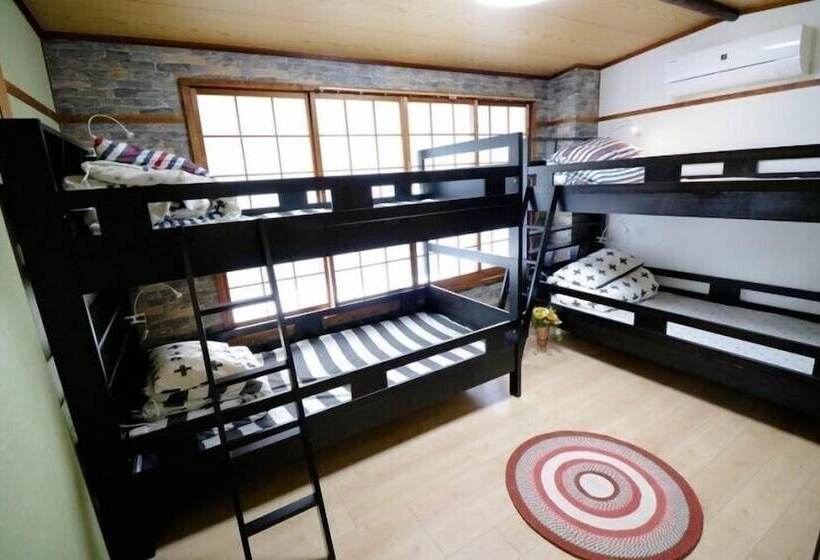 Maru House Hostel en Osaka | Destinia