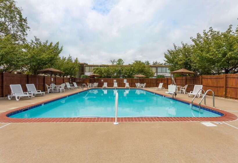 Hôtel Ramada By Wyndham Triangle/quantico, Triangle: les meilleures ...