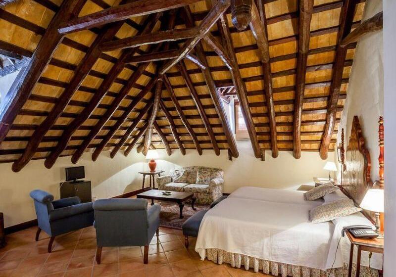 Hotel Palacio Marques De La Gomera - Osuna