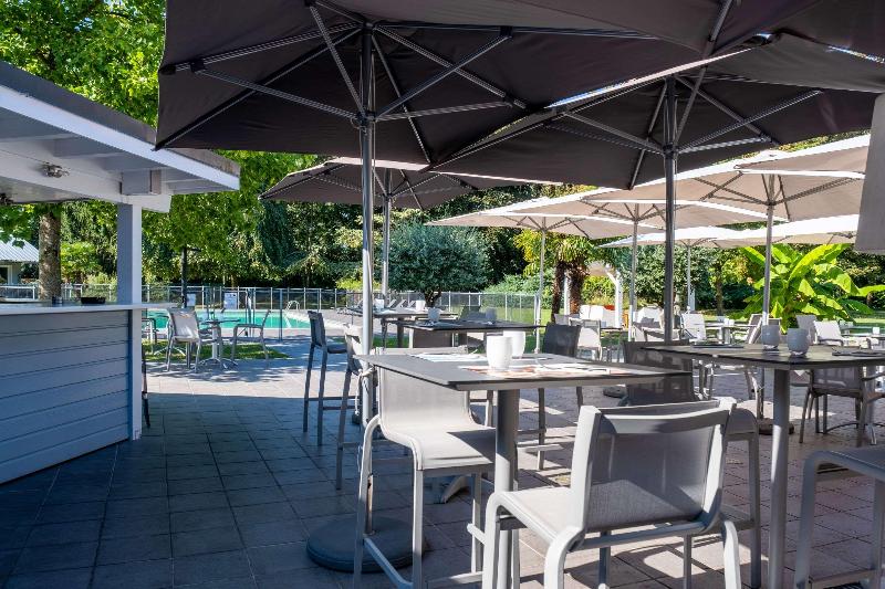 Hotel Hôtel Le Cervolan - La Motte-Servolex