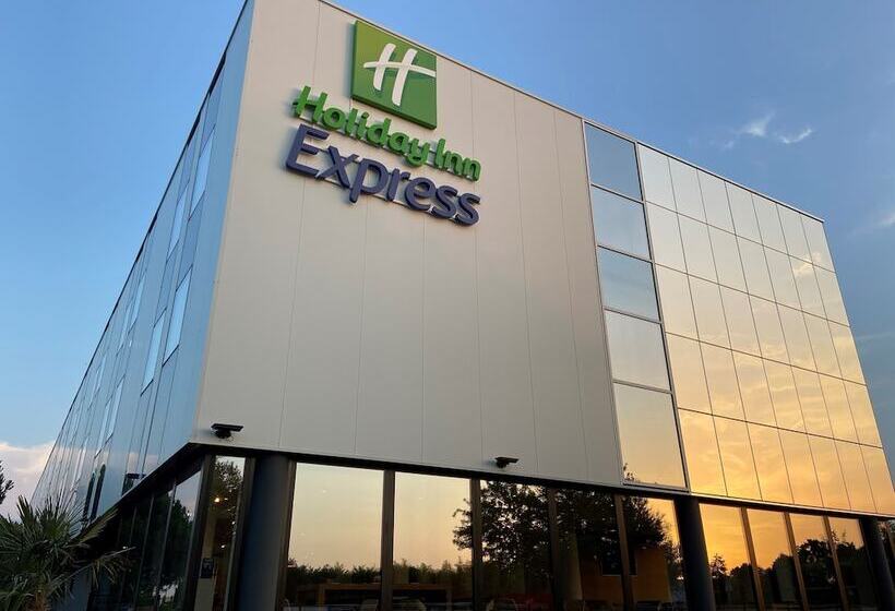 Hôtel Holiday Inn Express Arcachon La Teste, An Ihg - La Teste-de-Buch