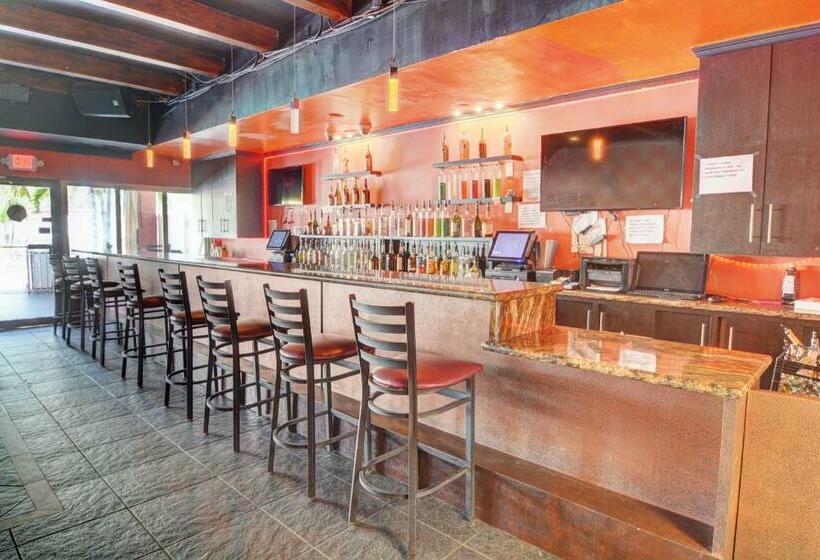 Plantation Inn Hotel And Lounge en Plantation Key | Destinia