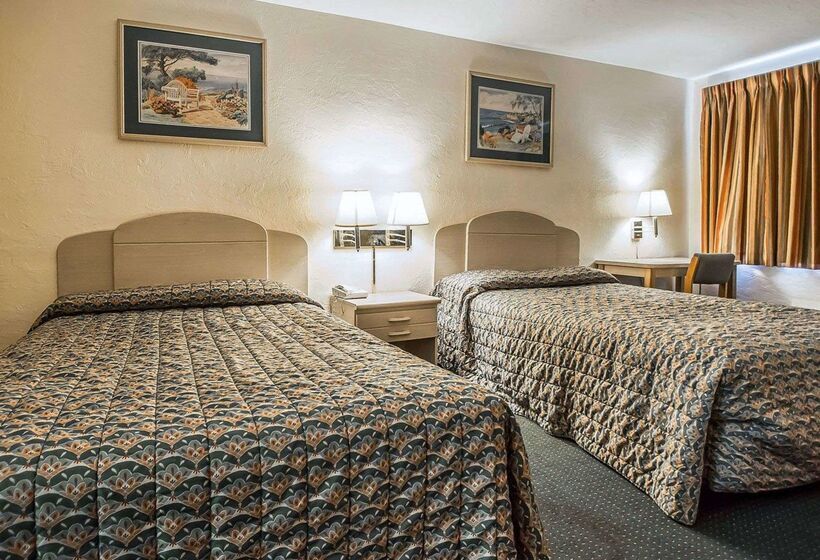 Hotel Rodeway Inn en Gainesville | Destinia