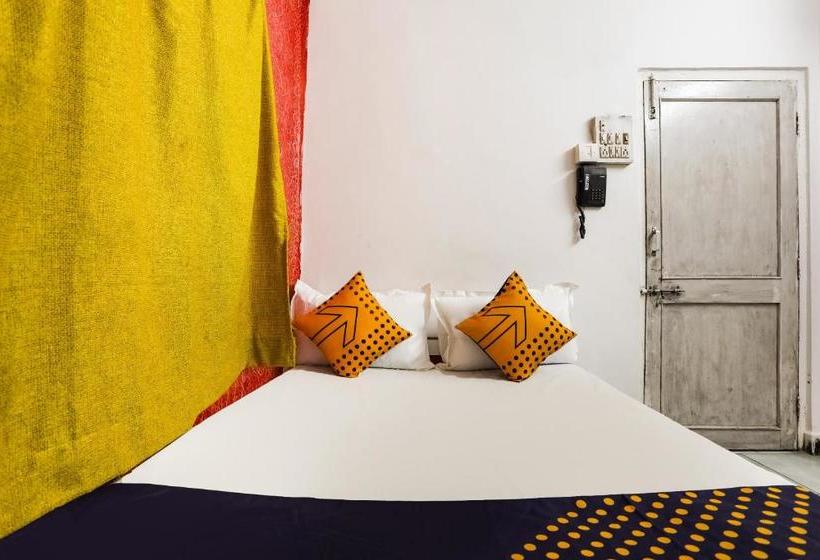 Indore, Spot On 68422 Hotel Vaishnav: ההצעות הטובות עם Destinia