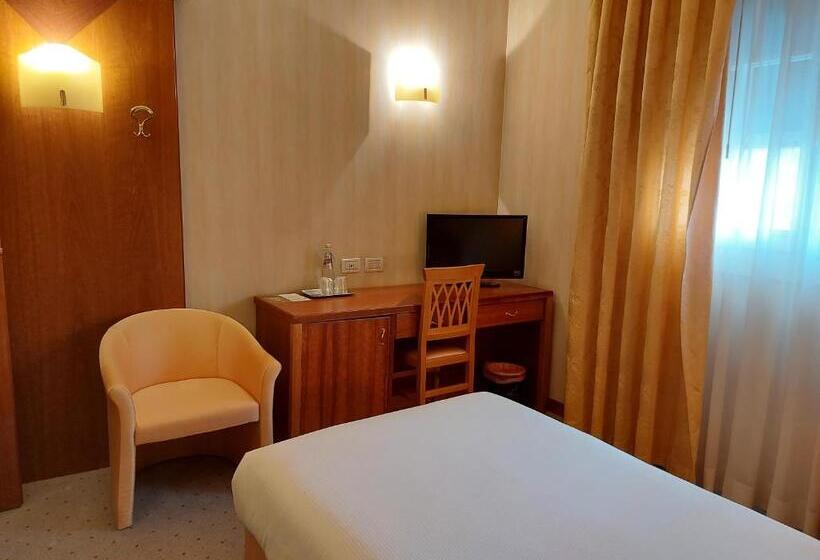 Phi Hotel Astoria - Conegliano