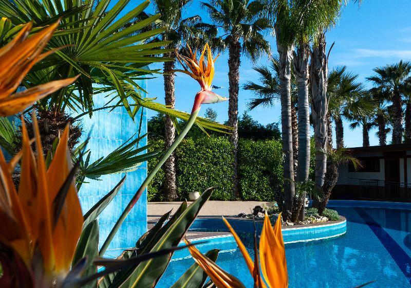 Hotel San Luca Centro Congressi a Battipaglia a partire da 43 €| Destinia