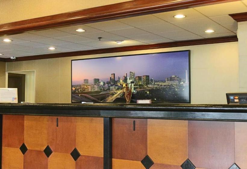 Hotel Ramada Plaza By Wyndham Atlanta Downtown Capitol Park, Atlanta ...