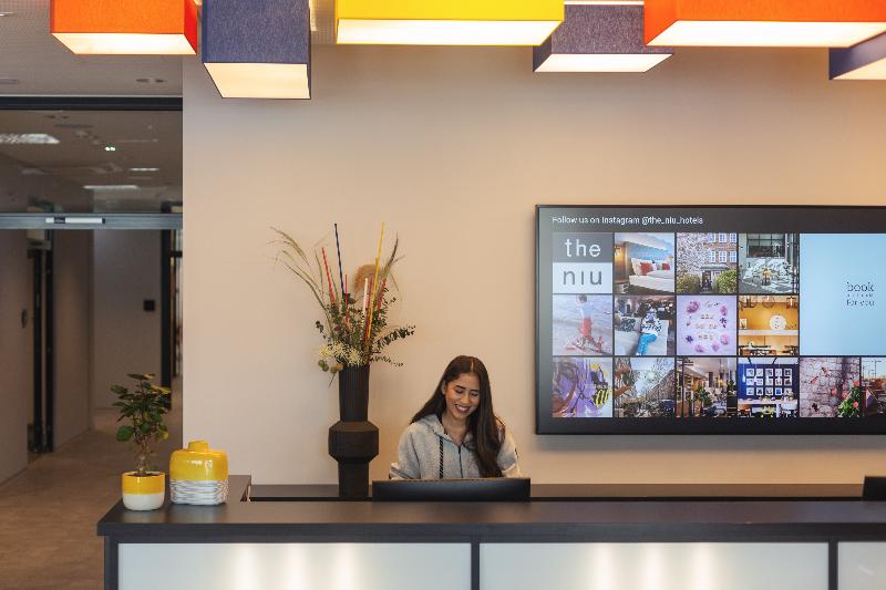 Hotel Holiday Inn The Niu, Form Stuttgart Feuerbach, An Ihg - Stuttgart