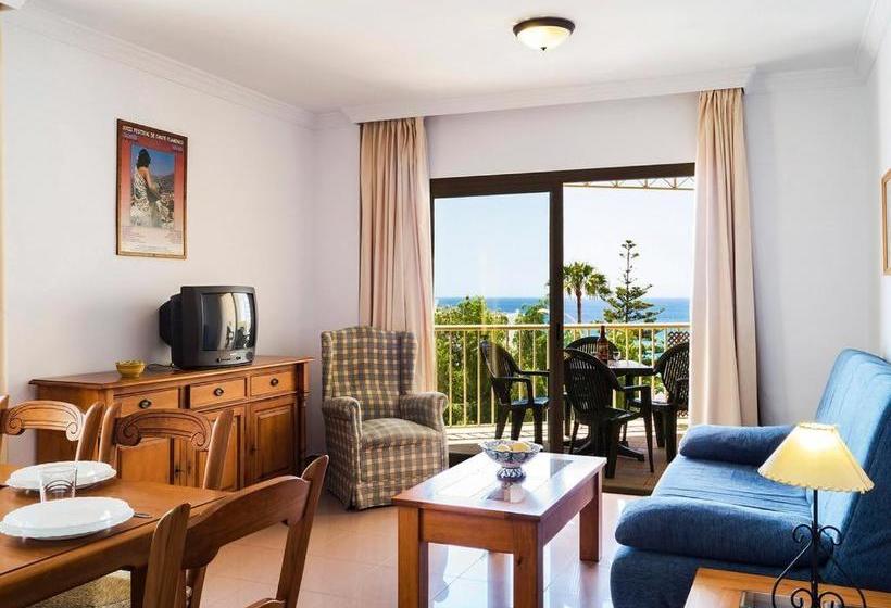 Apartamentos Andalucia en Nerja | Destinia