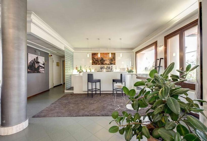 Hotel Alba Torre Maura em Roma desde 24 €| Destinia