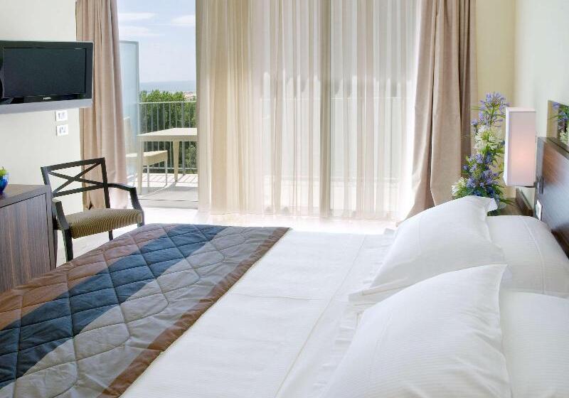 Hotel Mercure Rimini Lungomare - 