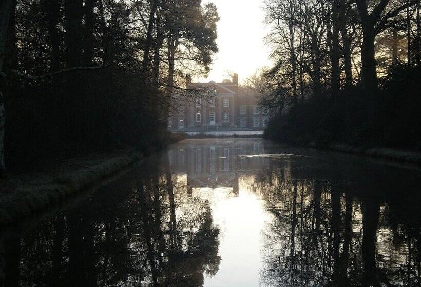 Hotel Warbrook House, Eversley: the best offers with Destinia