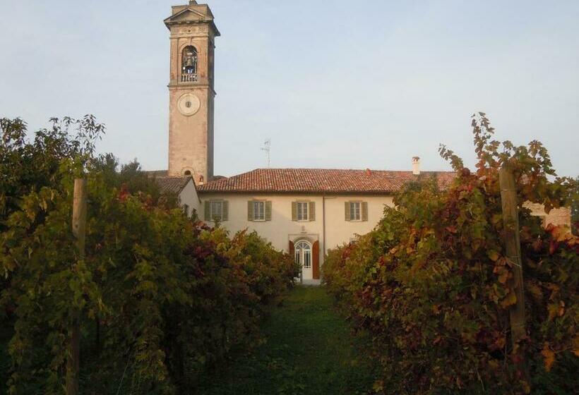 Ostello La Canonica, Motta Baluffi: лучшие предложения на Destinia