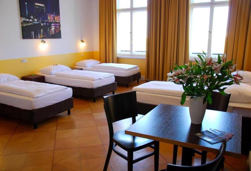 Grand Hostel Berlin Classic - Kreuzberg