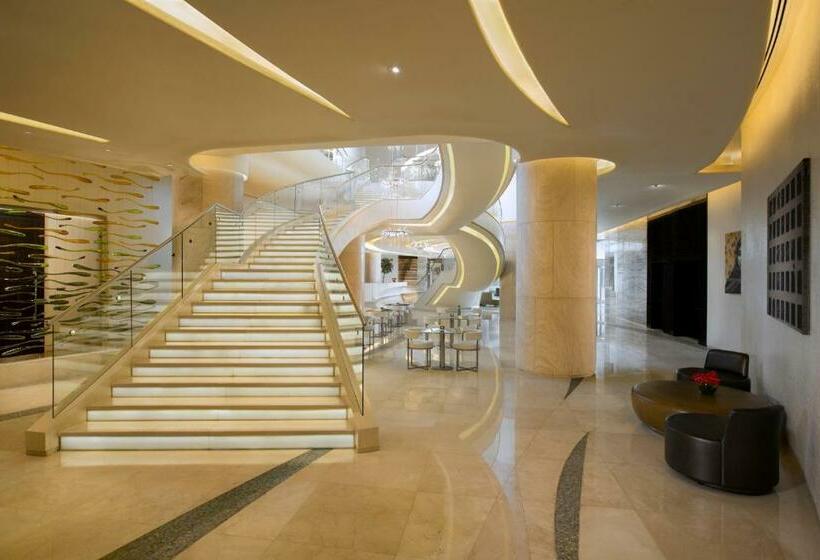 Hotel Millennium Al Rawdah a Abu Dhabi a partire da 32 €| Destinia