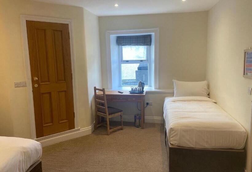 Shap, فندق The Greyhound Inn : أفضل العروض مع دستينيا