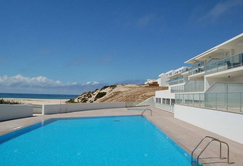 The Beachfront Praia D El Rey Golf & Beach Resort em Obidos a partir de ...