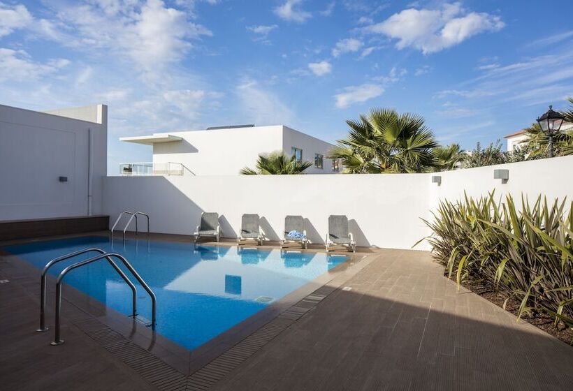 The Beachfront Praia D El Rey Golf & Beach Resort em Obidos a partir de ...