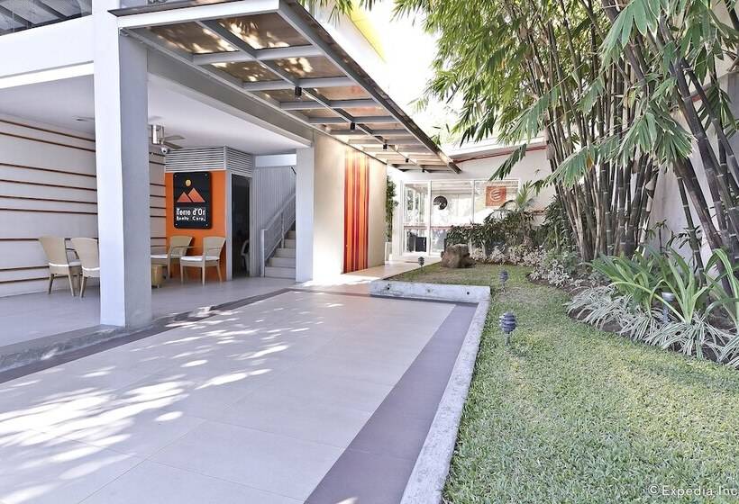 Hotel Escario Central, Cebu City: the best offers with Destinia