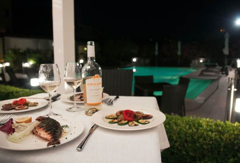 Kora Park Resort a Formia a partire da 55 €| Destinia