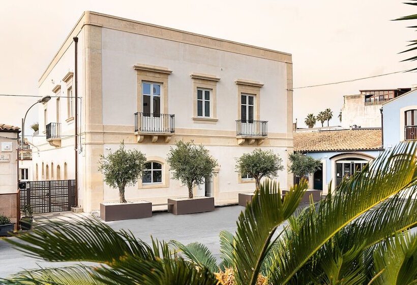 Destiniaが SyracuseのByssus Suites を ￥19,337よりお届けしています