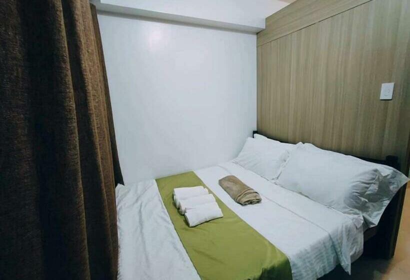 Palm Spring Staycation Services en Pasay | Destinia