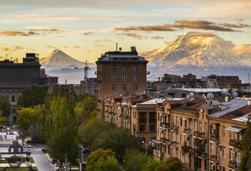 Bright Appartment Balcony, Opera, Cascade View, Downtown Yerevan ...