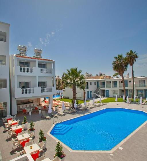 Princessa Vera Hotel Apartments - Paphos