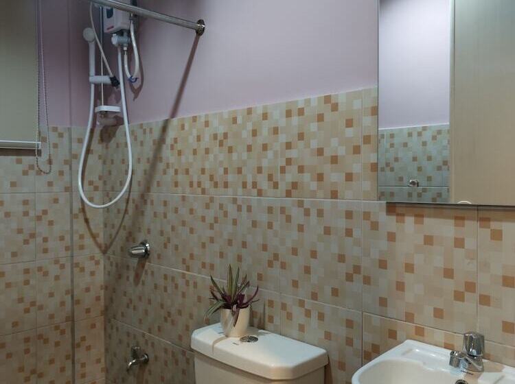 Glory Hotel Cubao, Manila: the best offers with Destinia