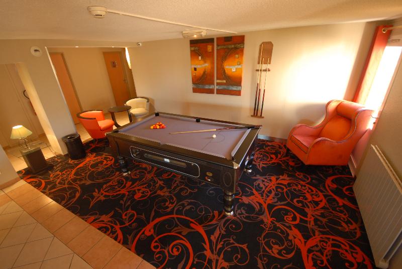 Hôtel Logis Hôtel L Orée De Chartres Barjouville - Eure-et-Loir