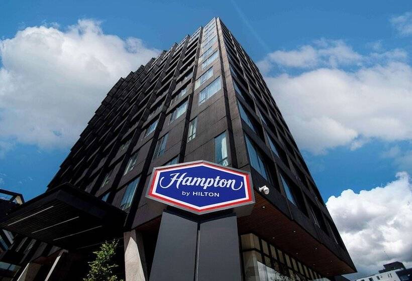 Hotel Hampton By Hilton Quito La Carolina Park en Quito | Destinia