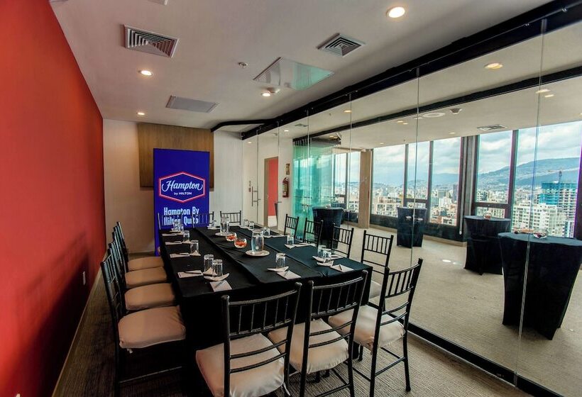 Hotel Hampton By Hilton Quito La Carolina Park en Quito | Destinia
