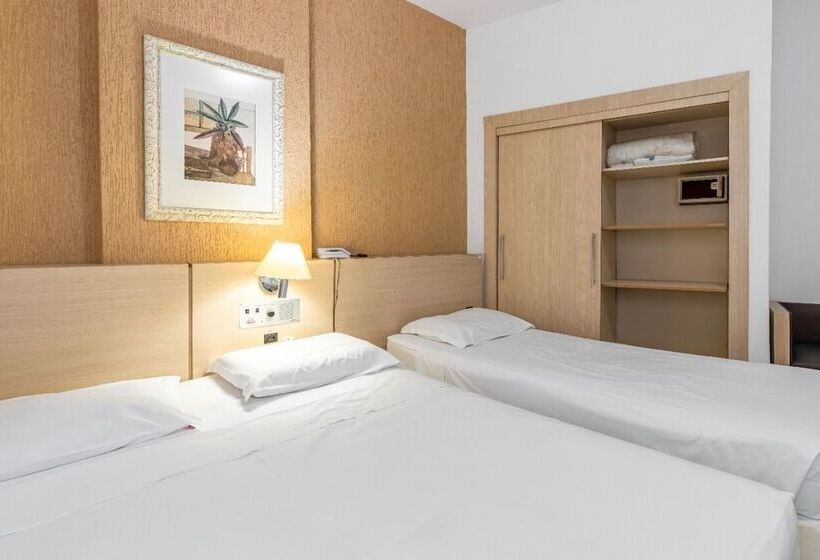 Hotel Sagres Praia - Balneário Camboriú