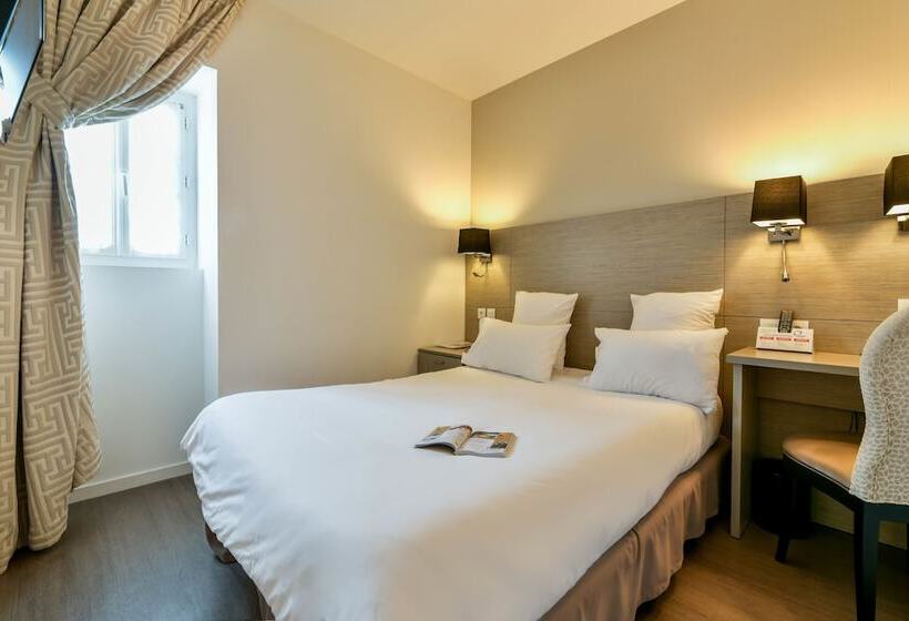 Hotel Logis Hôtel & Restaurant La Villa Bleue - Cambo-les-Bains