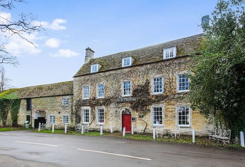 Pensión Fox And Hounds en Cottesmore | Destinia