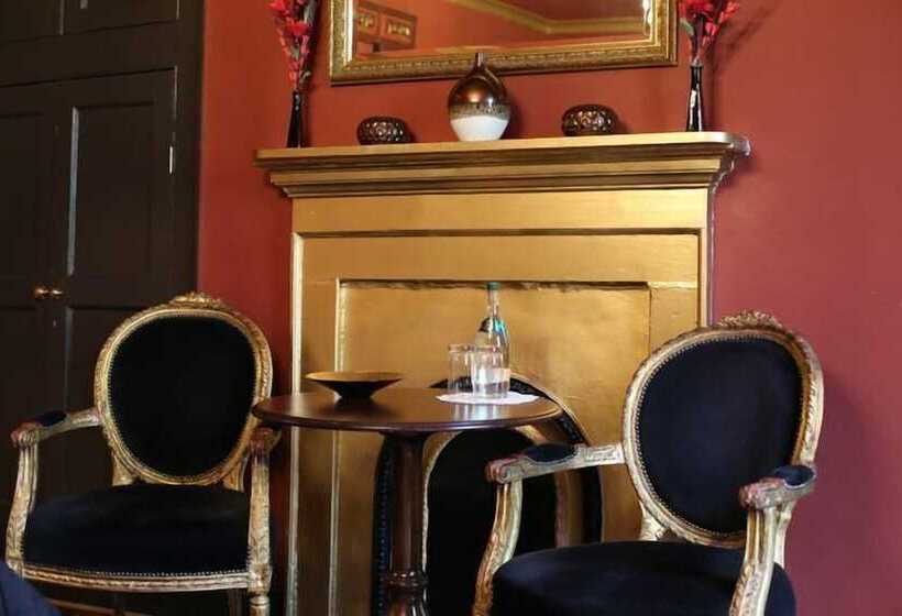 Pensión Fox And Hounds en Cottesmore | Destinia