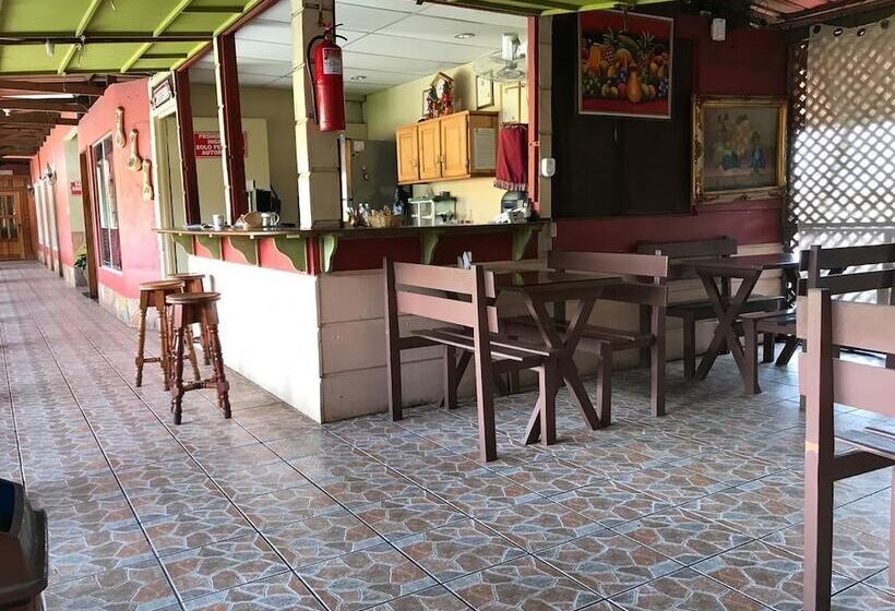 酒店 Matias De Galvez, Puerto Barrios: 在Destinia的最优惠价格